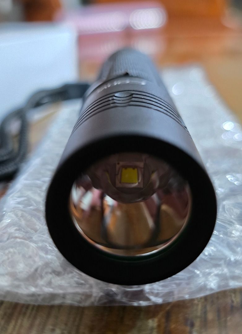 Convoy S15 Flashlight SST40, 4 mode 18650, 1800 lumens, Commercial ...
