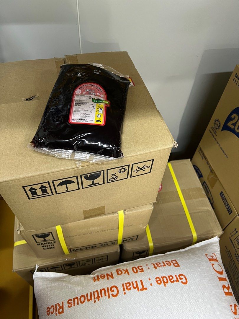 Halal red bean paste 1 kg expired June 2025 rm 5 /kg, Food & Drinks ...