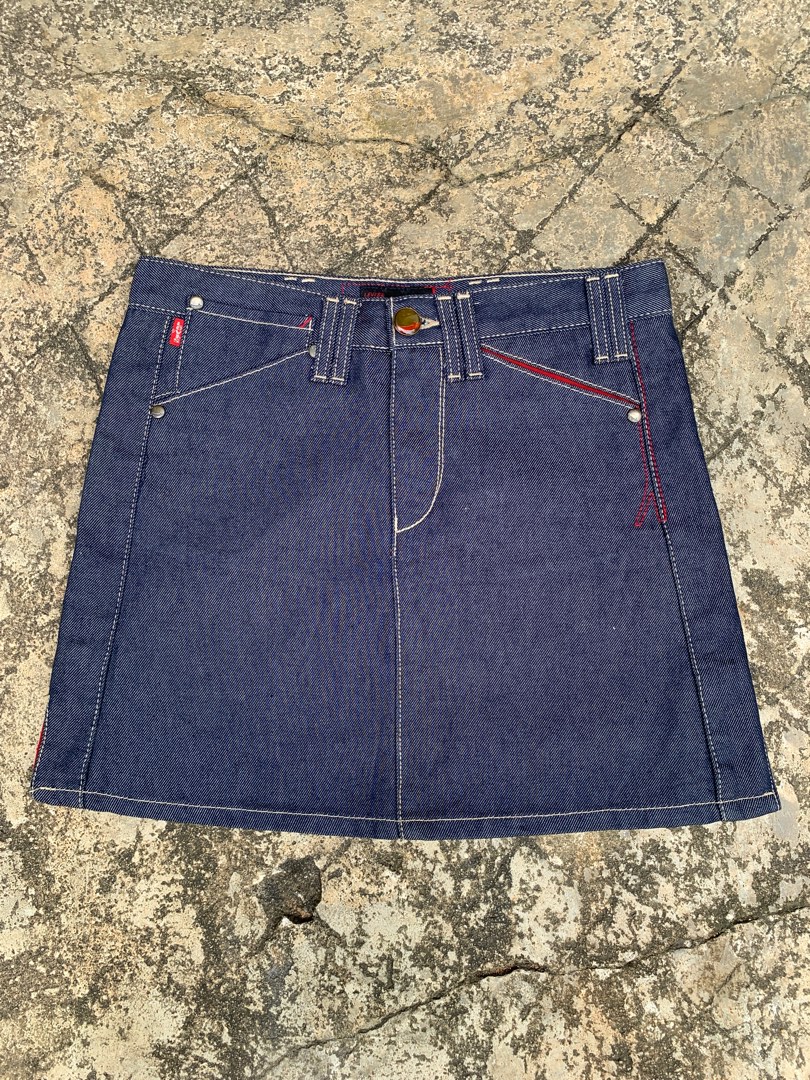 Levi's Enginereed USA Indigo Blue Mini Skirt, Fesyen Wanita, Pakaian ...