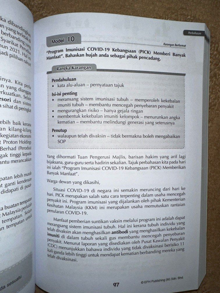 Model Karangan Bahasa Melayu (Tingkatan 1,2,3), Hobbies & Toys, Books ...