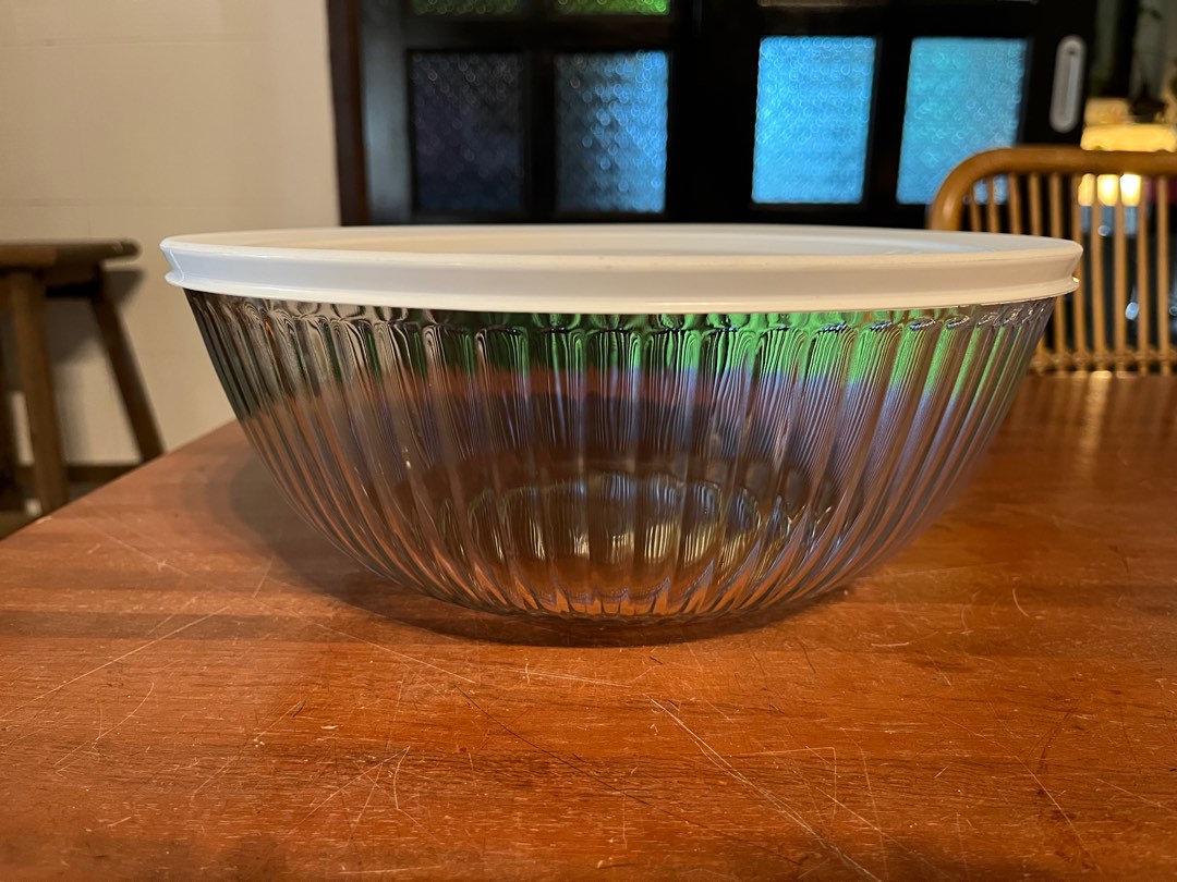 Pyrex Salad bowl, Furniture & Home Living, Kitchenware & Tableware ...