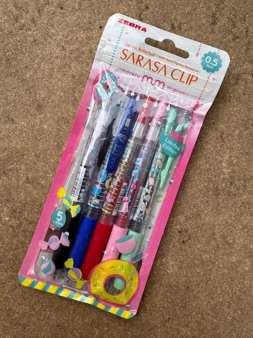 Sarasa limited edition NEW zara sport bra, Buku & Alat Tulis, Alat ...