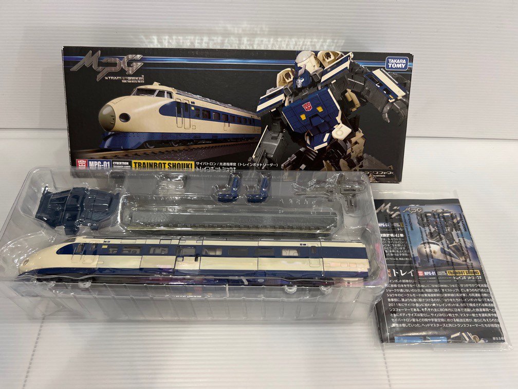Transformers MPG-01 Cybertron Trainbots Leader Shouki Takara Tomy ...