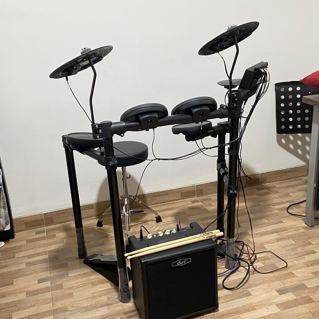 Yamaha Electrik Drum DTX-402K, Cort Ampli Bass 20W CM20B, Rolling Drum ...