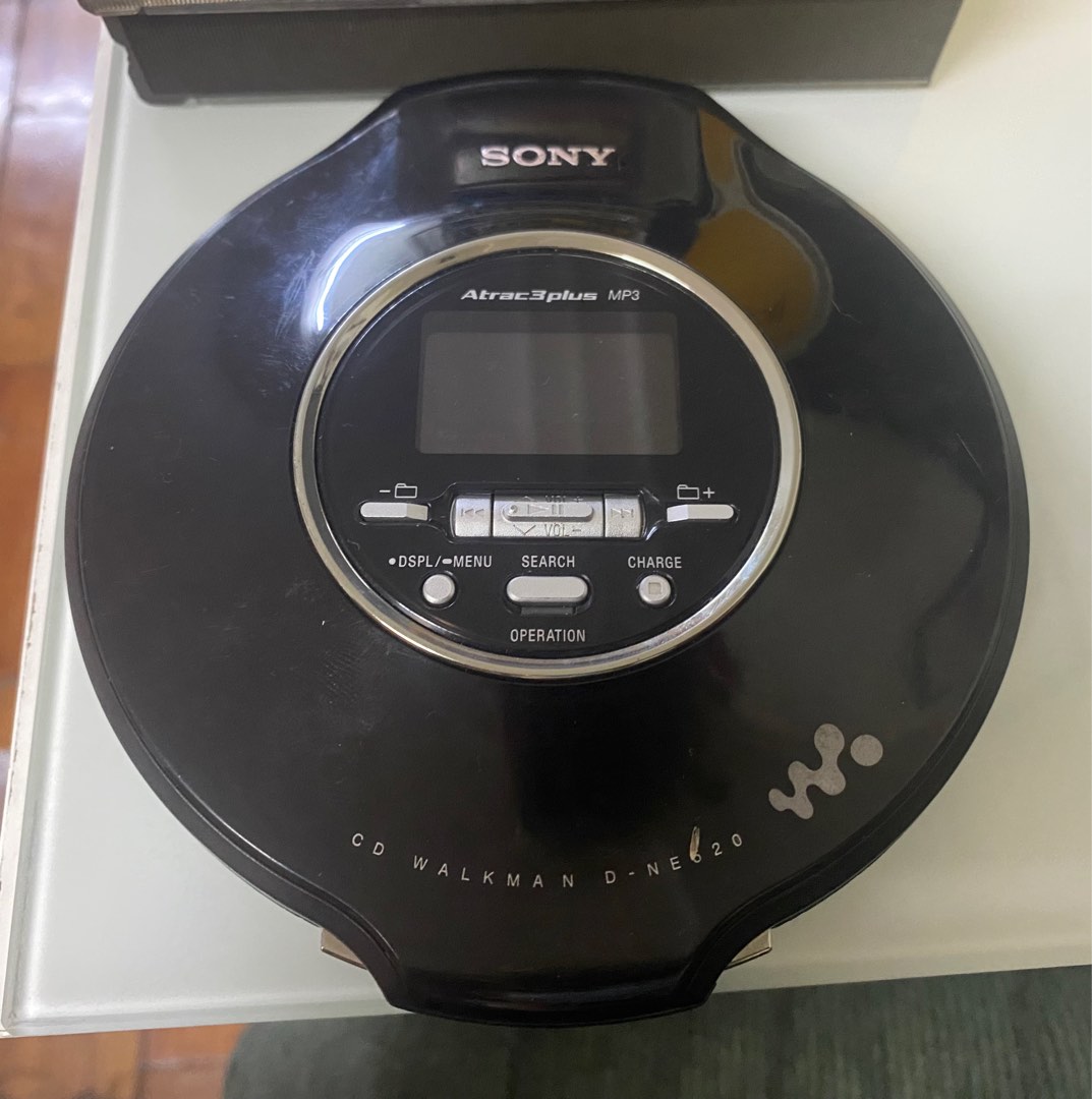 DEFECTIVE SONY CD WALKMAN DISCMAN D-NE520 Model - Not Working / Can’t ...