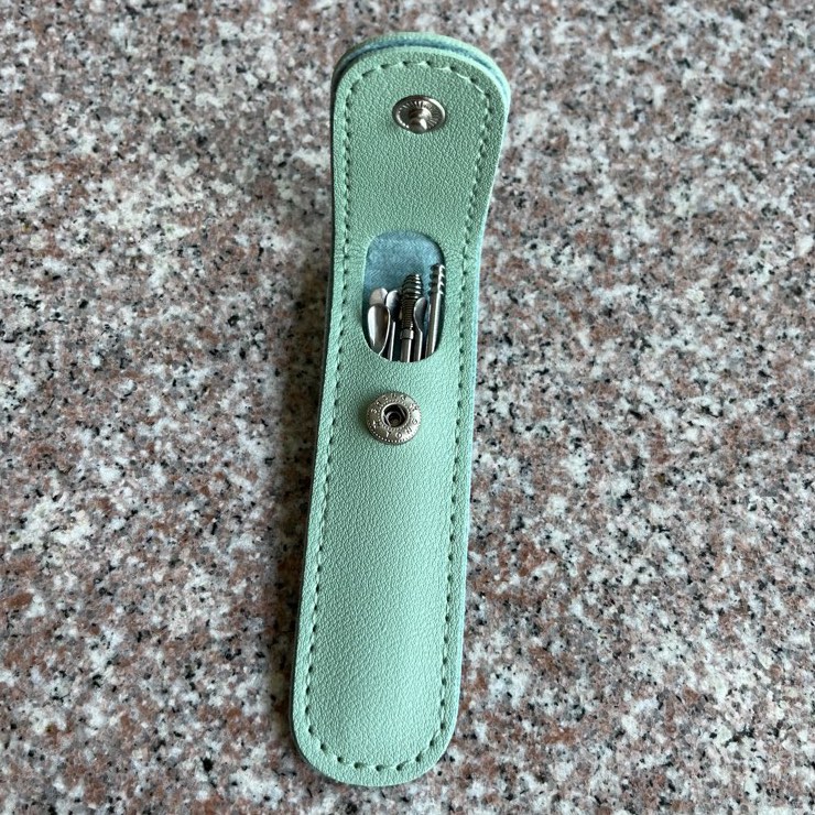 Ear Pick Set Green, Beauty & Personal Care, Ear Care Products on Carousell