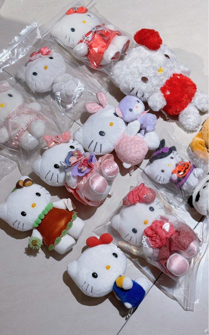 Hello Kitty Combo, Hobbies & Toys, Toys & Games on Carousell