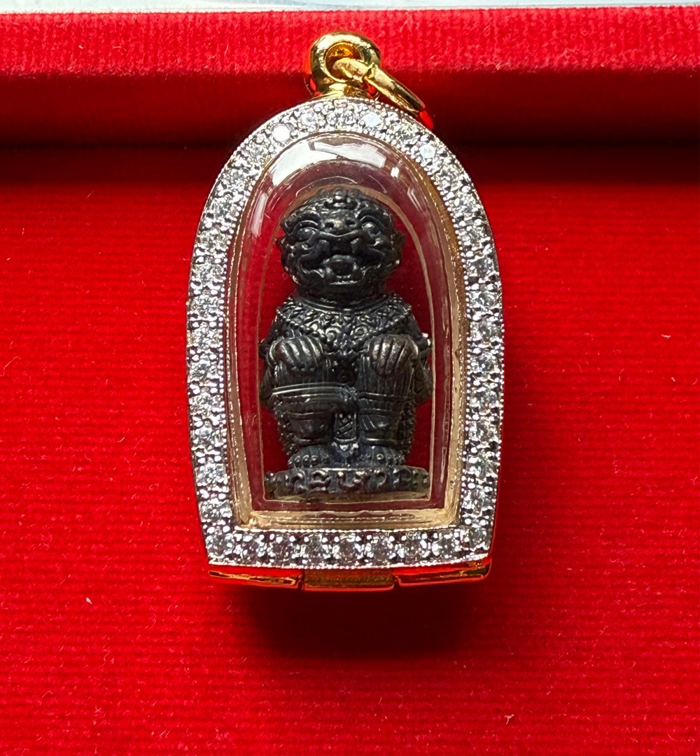 Lp Maha Sila Hanuman Roop Lor, Hobbies & Toys, Memorabilia ...