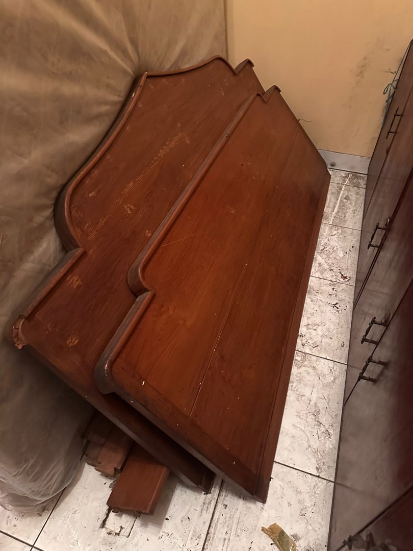 Dipan kayu ranjang tempat tidur + papan kayu jati 10 papan dipan, Antik ...