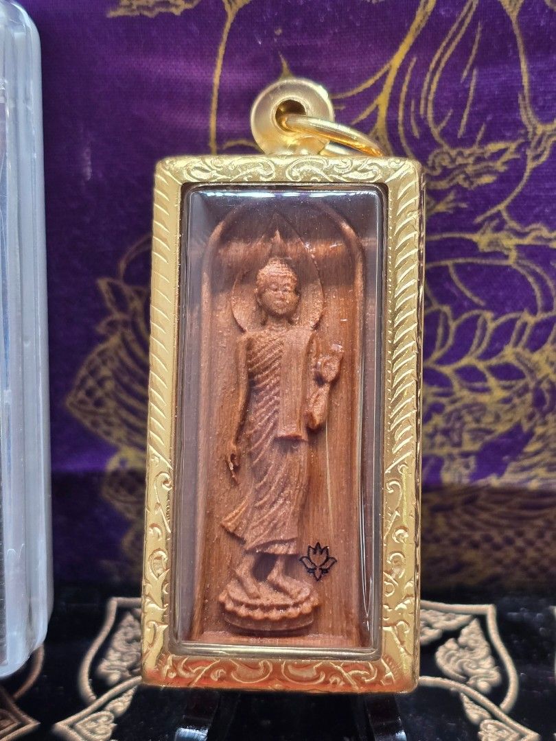 Phra leela (yant krop)opposite direction yant (special old temple wood ...