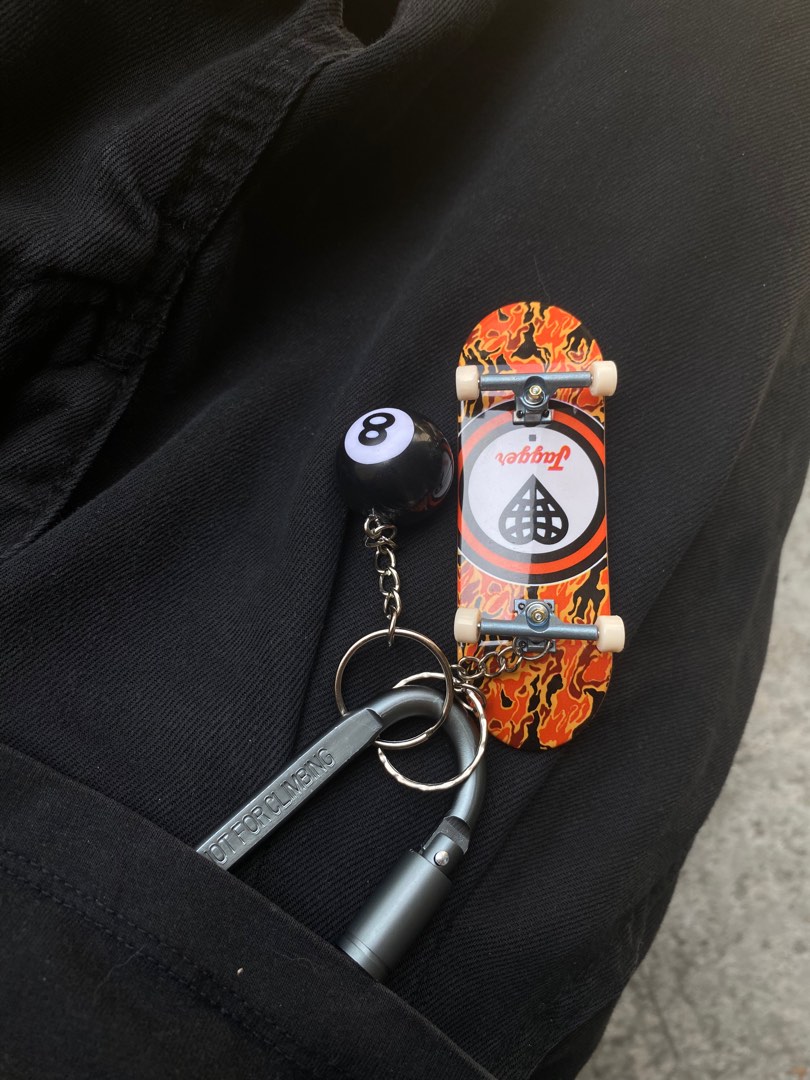 Bag Fashion Skateboard keychain tech deck and 8 ball, Men's Fashion ...