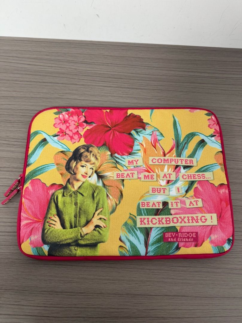美國 BEV-RIDGE AND FRIENDS 復古圖案 手提電腦 長方 收納袋, 電腦＆科技, 電腦周邊及配件, 手提電腦袋 ...