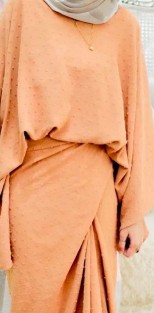 Baggy oversized crop pario baju kurung brown, Women's Fashion, Muslimah ...