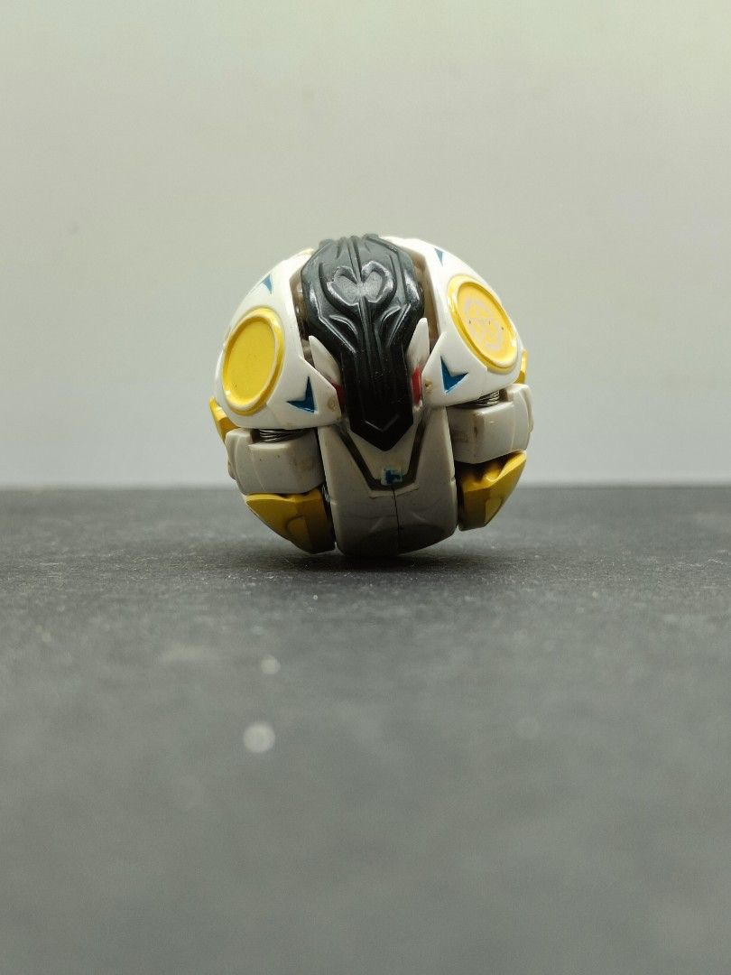 Bakugan Bakutech Well Galow, Hobbies & Toys, Toys & Games on Carousell