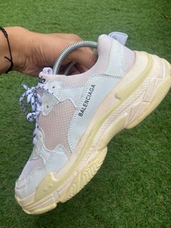 Balenciaga Triple S, Men's Fashion, Footwear, Sneakers on Carousell
