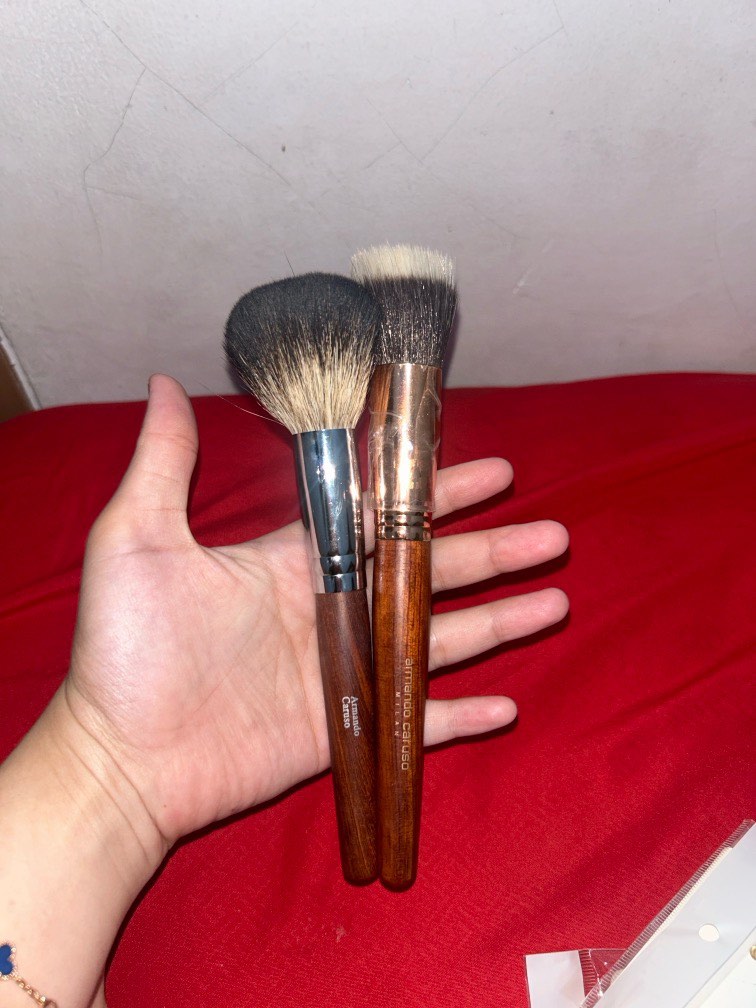Brush foundation dan powder armando caruso, Kesehatan & Kecantikan ...
