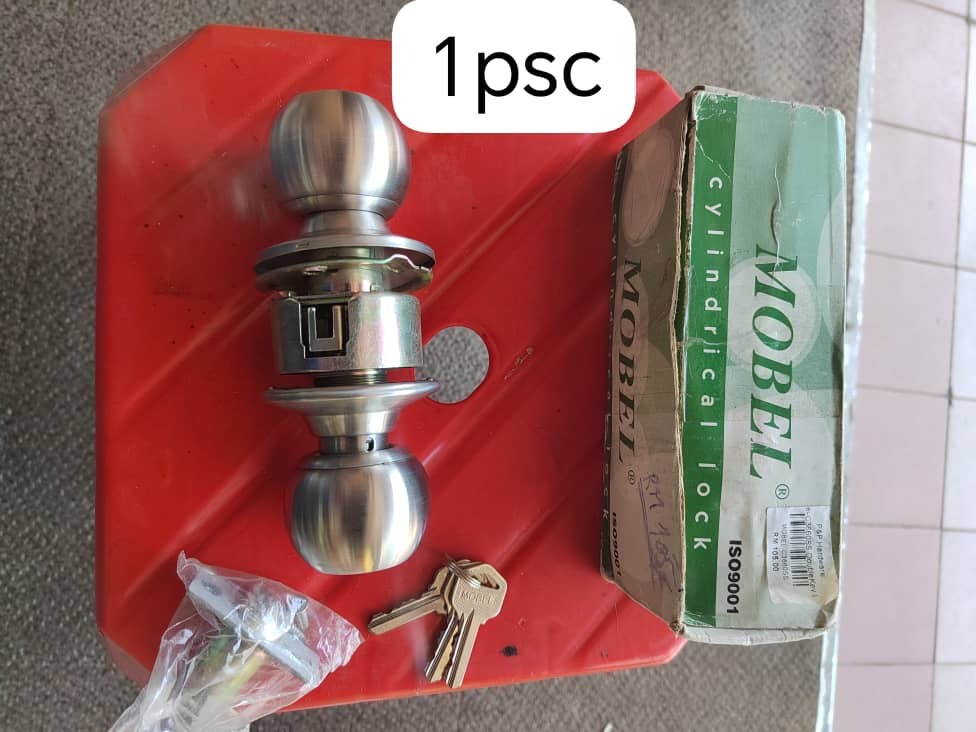 C3630 Passage Cylinder Lock # Inside and outside knob W/O keys ...
