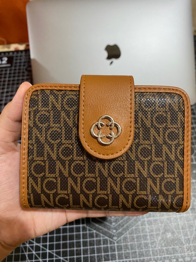 CLN Wallet (KATHIE WALLET) read description, Women's Fashion, Bags ...