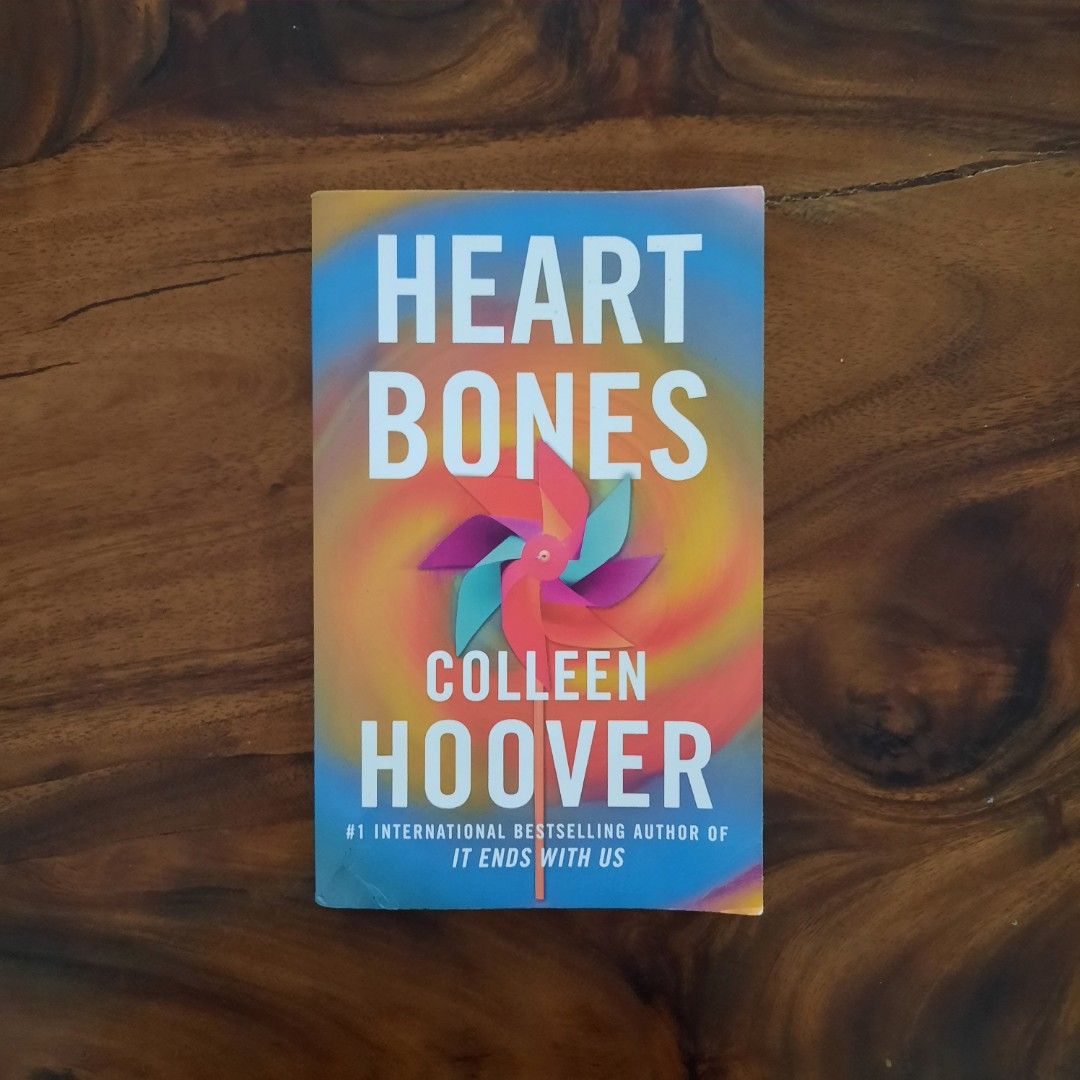 COLLEEN HOOVER - HEART BONES, Hobbies & Toys, Books & Magazines ...