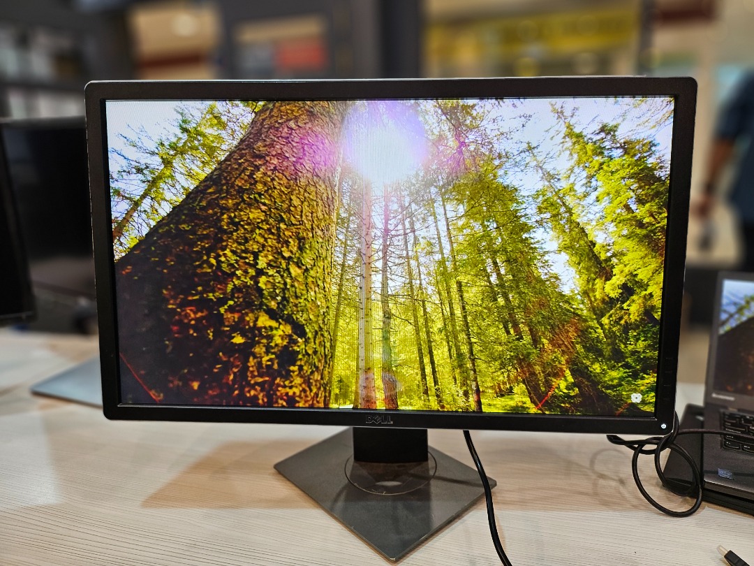 DELL 27" LCD Monitor P2714HC, Computers & Tech, Parts & Accessories ...