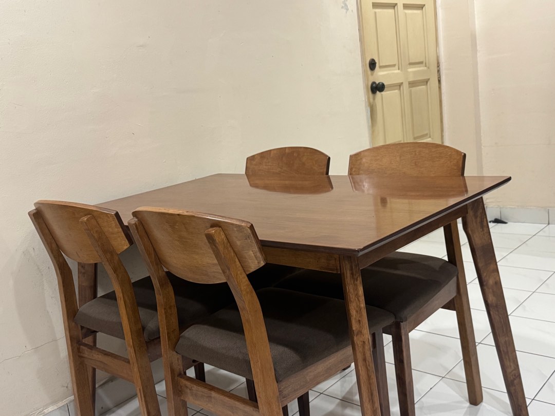 Dining set 4+1 solid wood model: ALLISSON, Furniture & Home Living ...