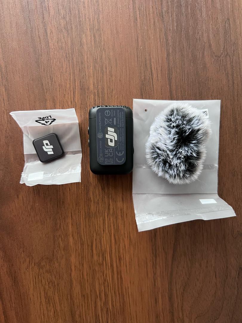 DJI mic 2 transmitter with magnet clip and windscreen, Audio ...