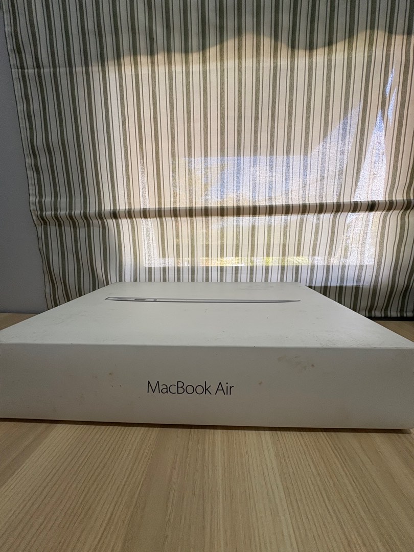 Empty box Macbook Air 13 inch, Computers & Tech, Laptops & Notebooks on ...