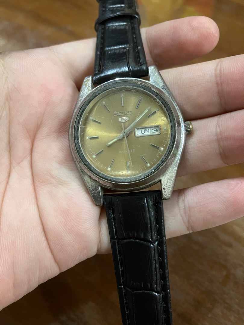 Jam Seiko 5 Quartz Watch, Men's Fashion, Watches & Accessories, Watches ...