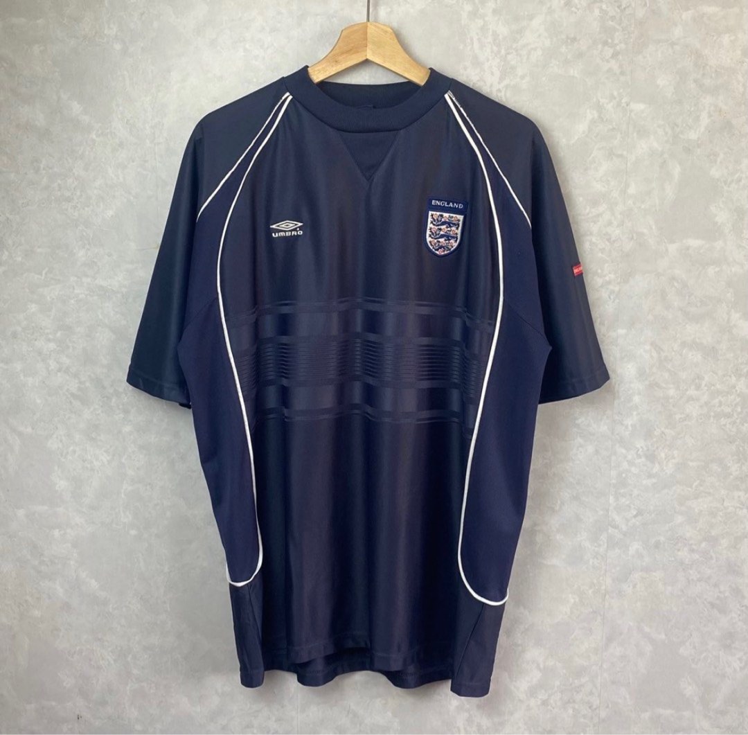 Vintage Umbro England kit 1999/2000, Men's Fashion, Activewear on Carousell