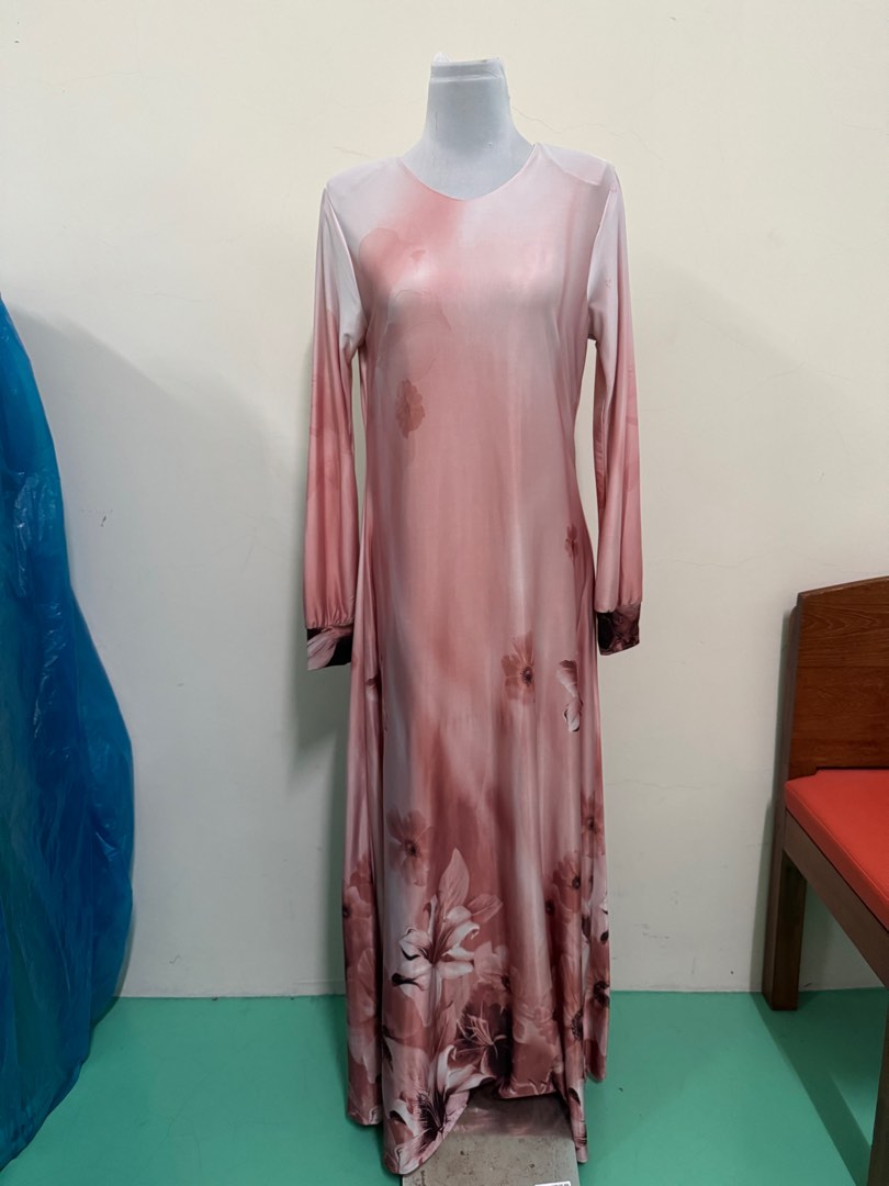 Jubah Peach / Jubah raya / Jubah kerja, Women's Fashion, Dresses & Sets ...