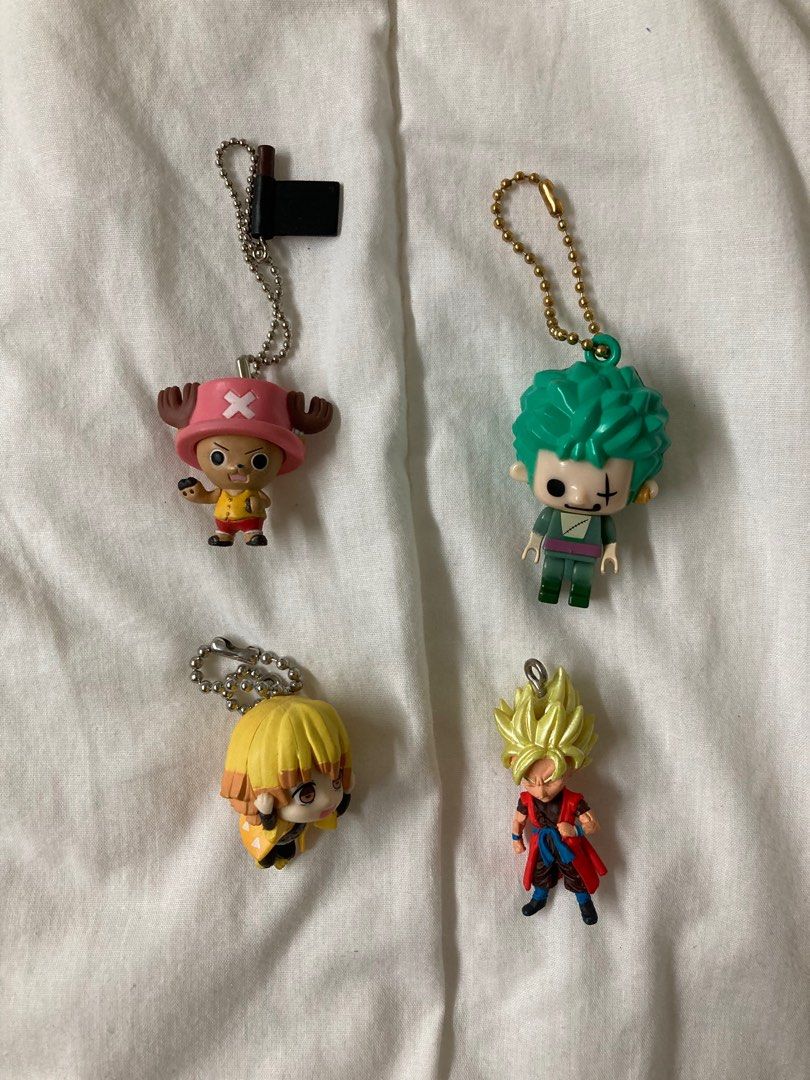 figure keychains zoro, tony, zenitsu, goku and badtzmaru, Hobbies ...