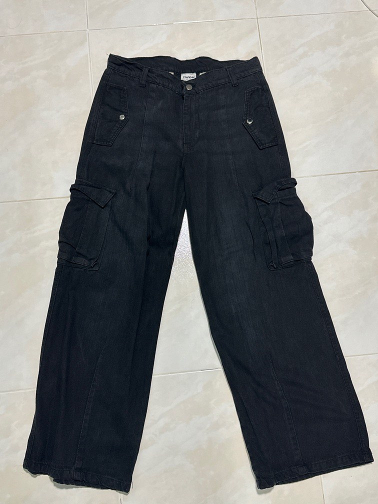 Loncho Factory Twon Cargo Pants, Men's Fashion, Bottoms, Jeans on Carousell