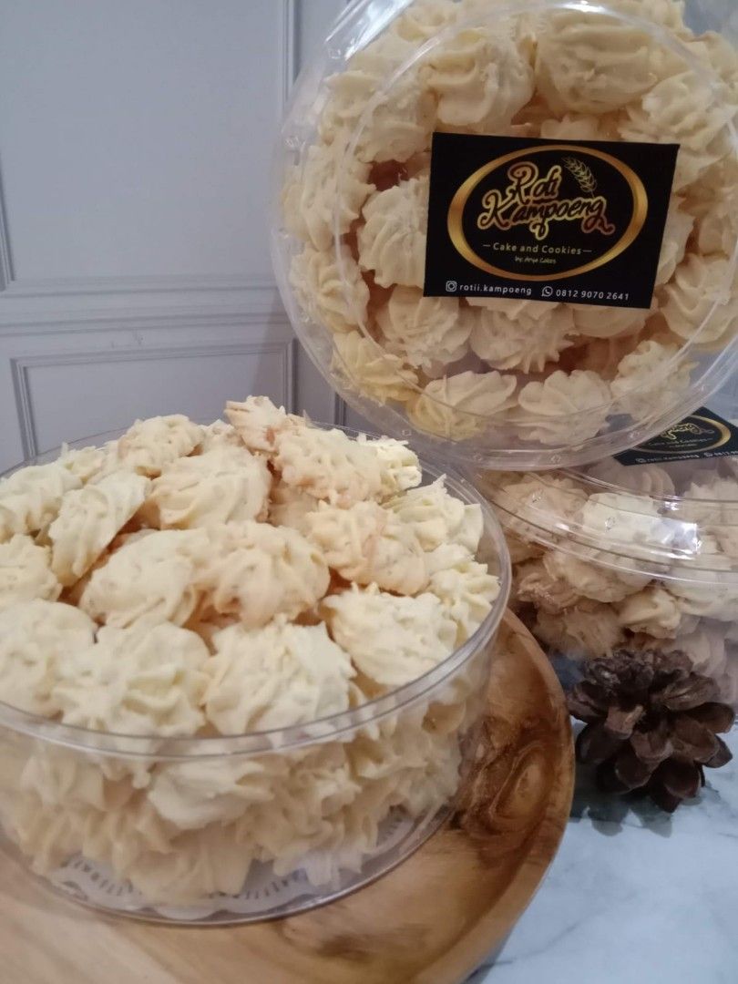 Macam macam Kue kering hari raya, Makanan & Minuman, Kue-kue di Carousell