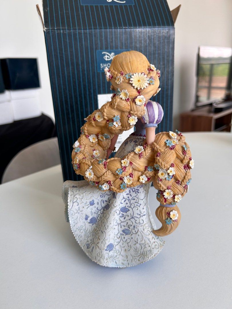 #makespace #declutter Disney Enesco Showcase Couture de Force Rapunzel ...