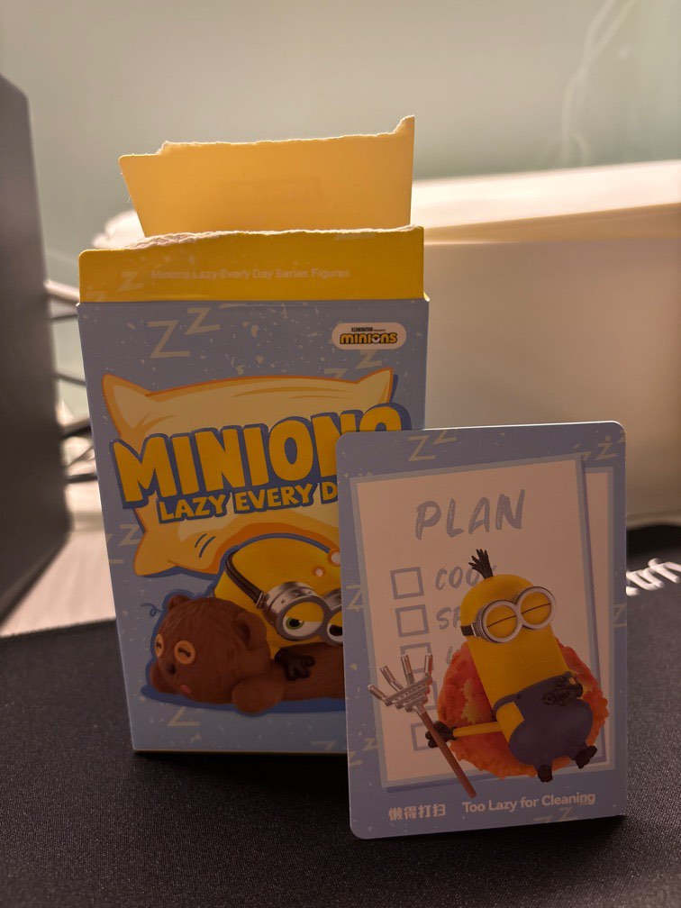 minion lazy every day - too lazy for cleaning, Hobbies & Toys, Toys ...