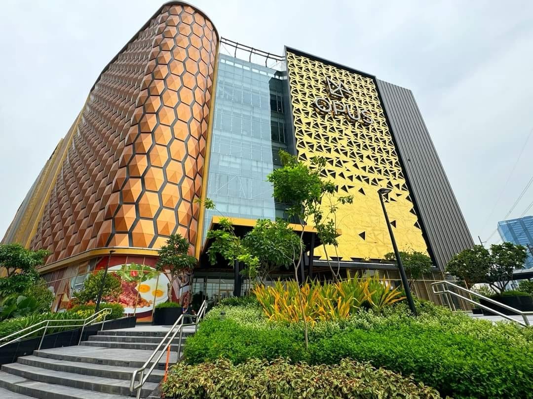 Near Opus Mall Pre-Selling Studio Condo for sale in Bridgetowne Pasig ...