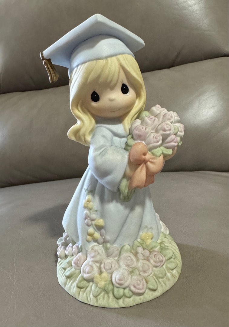 (No Box) Precious Moments Graduation Graduate Girl with Roses flowers ...