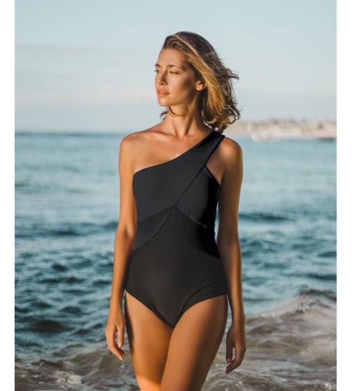 Pinksalt Tia One Piece Black Swimsuit, Women's Fashion, Swimwear, Bikinis & Swimsuits on Carousell