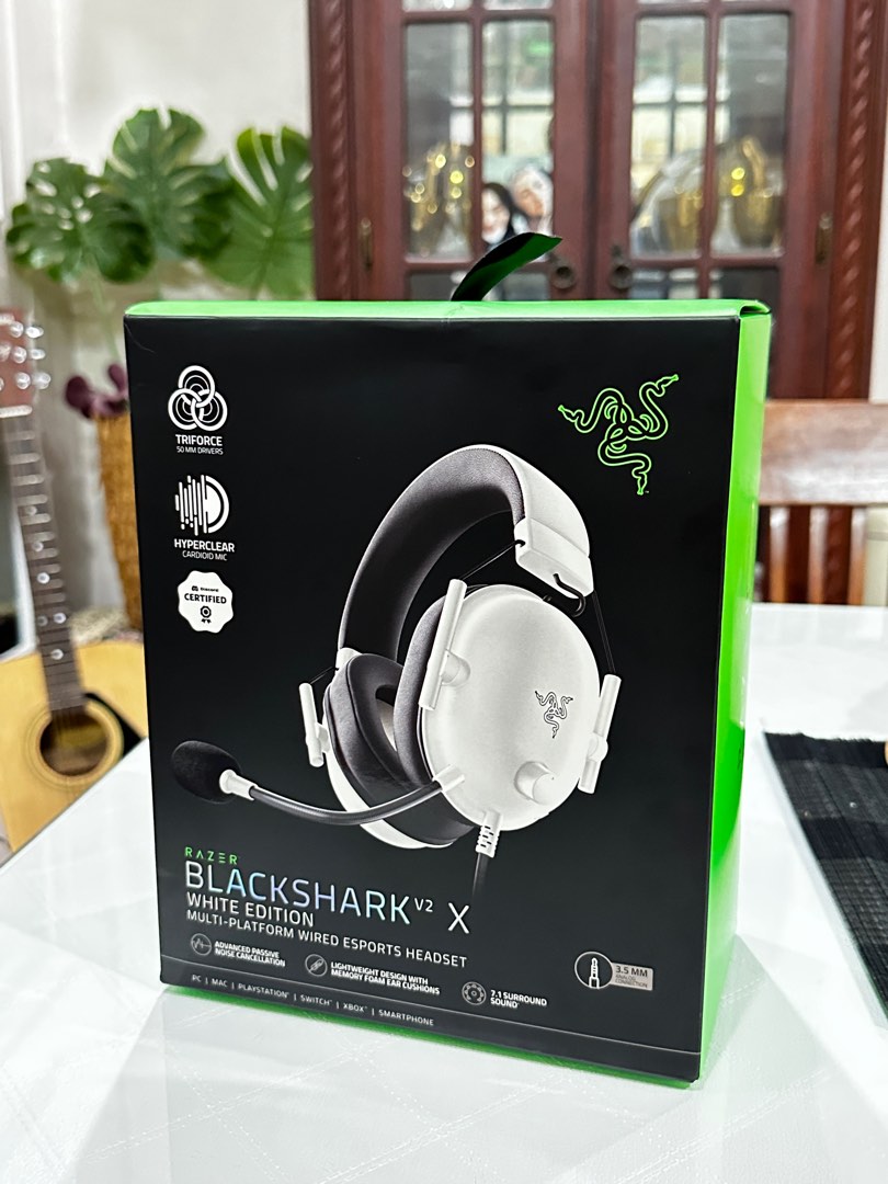 Razer BlackShark V2 X 3.5mm Analog | USB Type-A Wired Gaming Headset ...