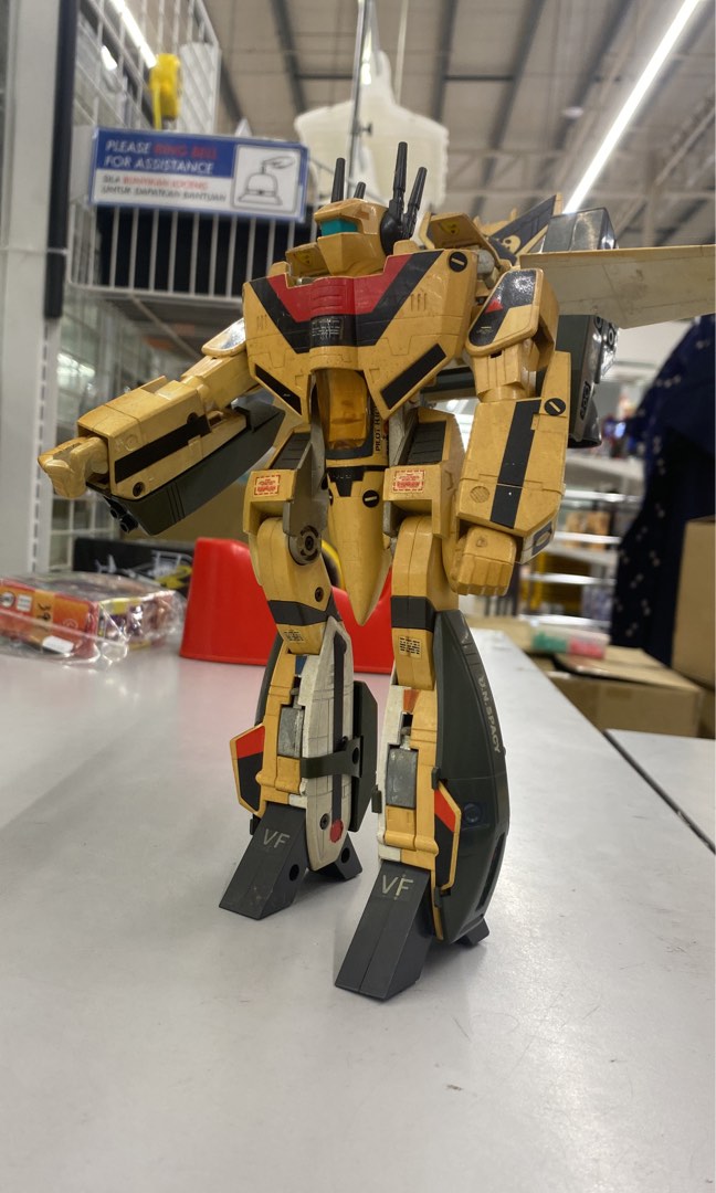 Vintage and super rare 80s. mac cross robot, Hobbies & Toys, Toys ...