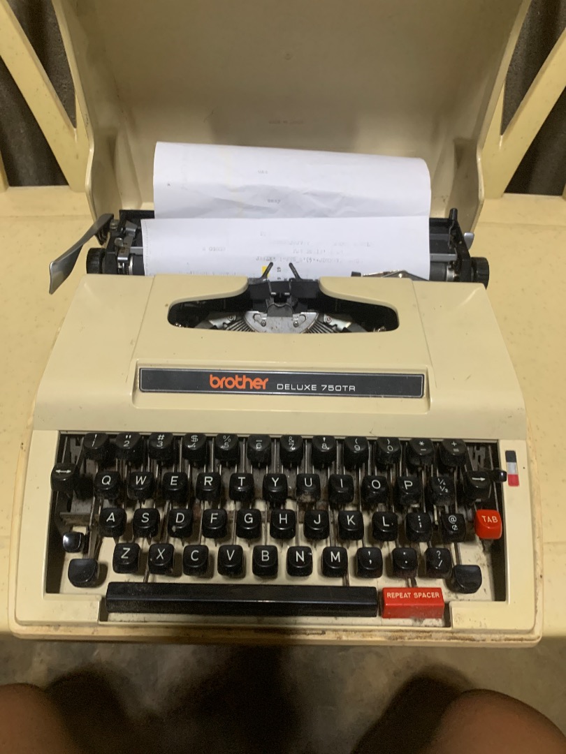 Vintage typewriter - Brother Deluxe 750TR, Computers & Tech, Office ...