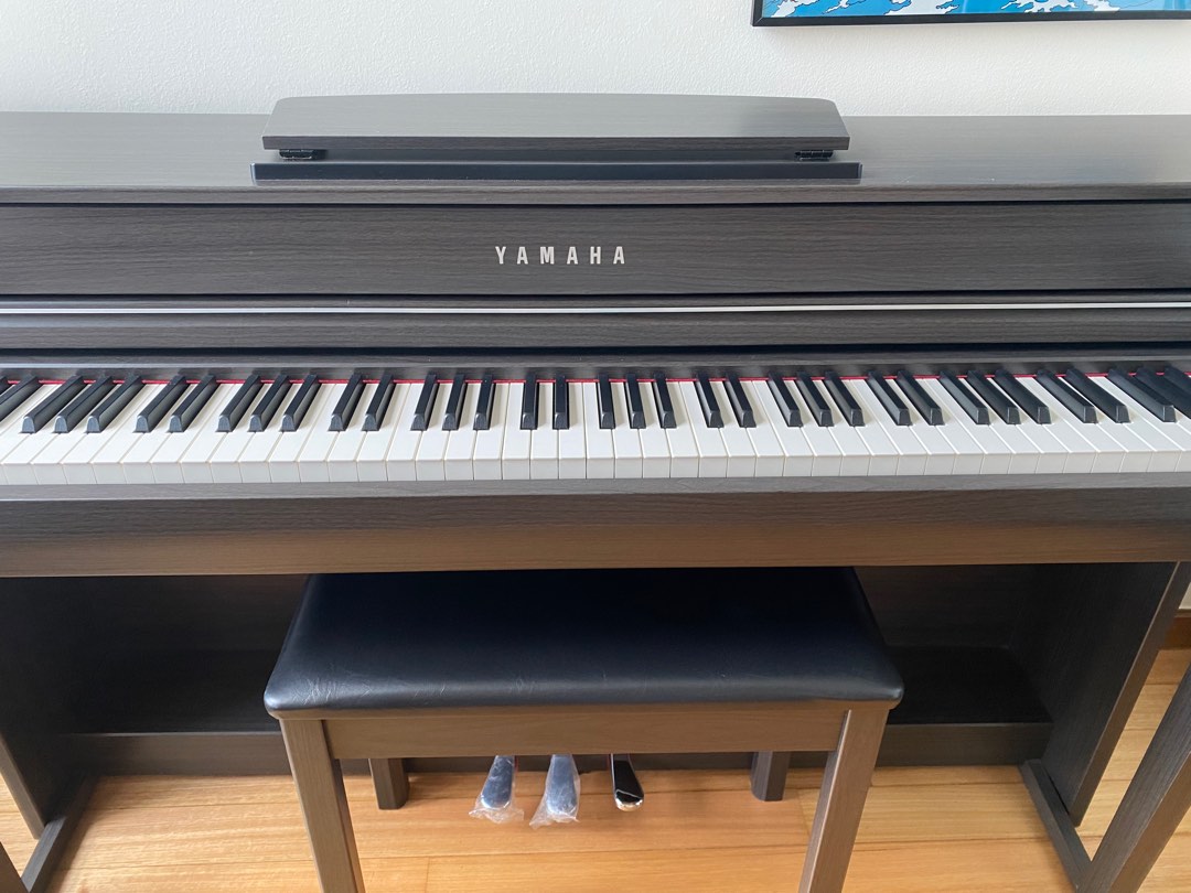 Yamaha digital piano CLP 735, Hobbies & Toys, Music & Media, Musical ...