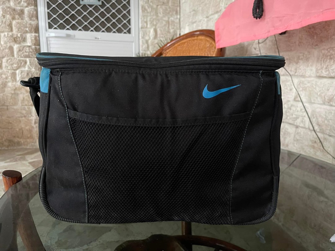 NIKE COOLER BAG, Men's Fashion, Bags, Briefcases on Carousell