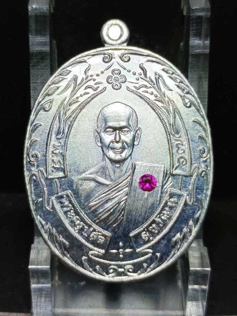 Phra Aj Tom Wat Ta Sabaeng, Hobbies & Toys, Religious Items on Carousell