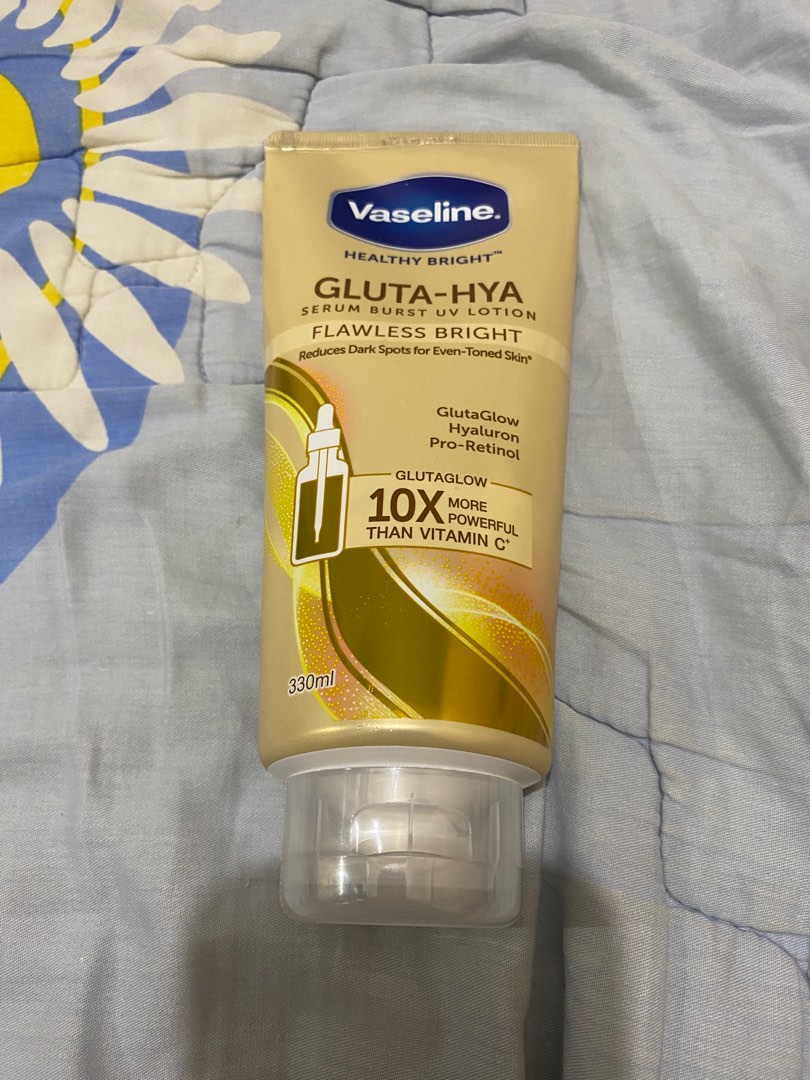 Vaseline Gluta-Hya Flawless Bright 330ml, Kesehatan & Kecantikan, Kulit ...