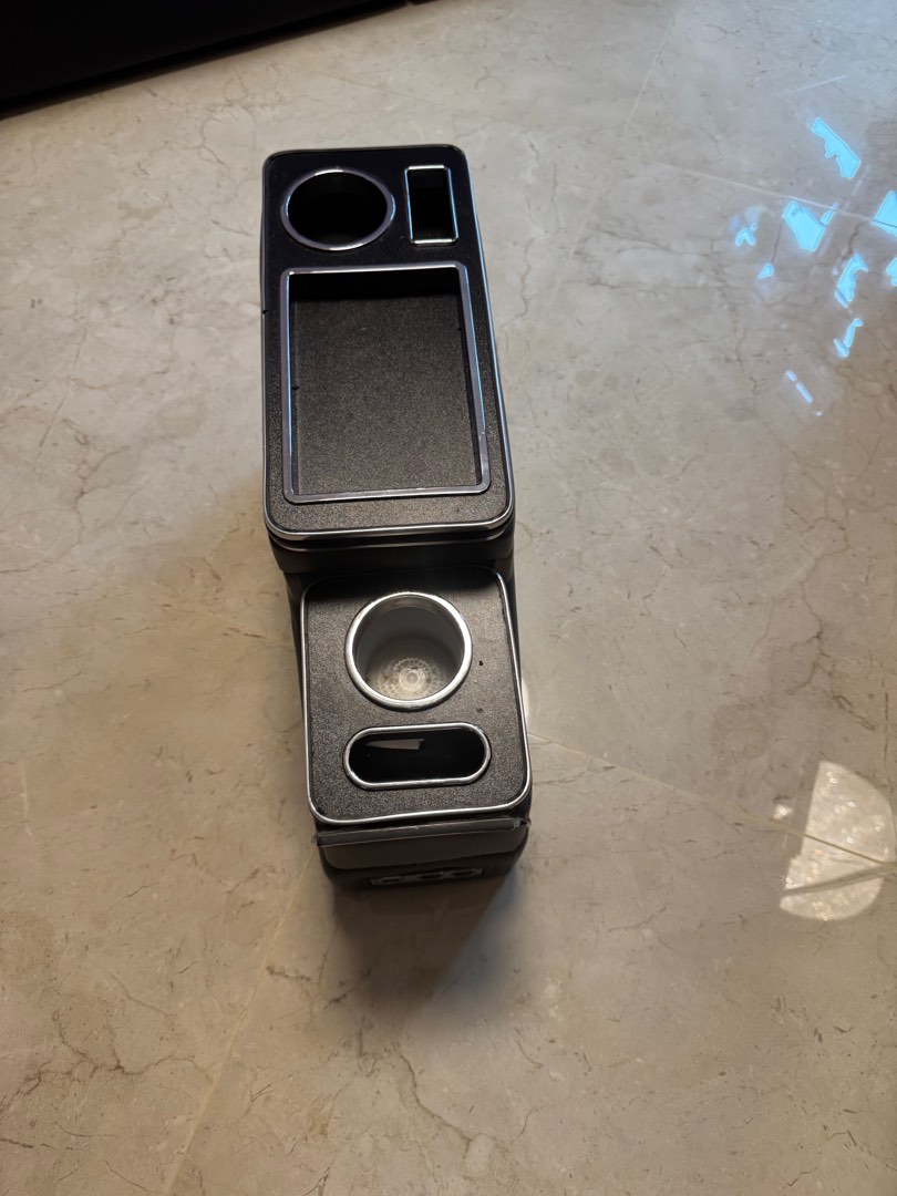 Console for MPV, Car Accessories, Accessories on Carousell