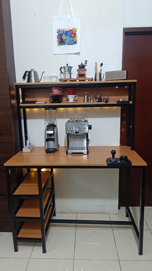 DIJUAL! Preloved Meja Kerja, Mini Bar, Meja Rak Tempahan, Perabotan ...