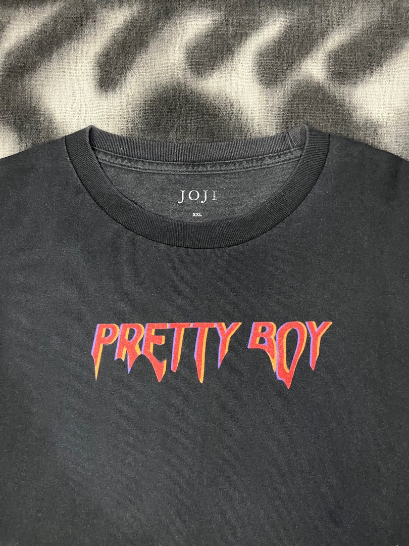 Kaos Joji Singer 88 RISING, Fesyen Pria, Pakaian , Atasan di Carousell