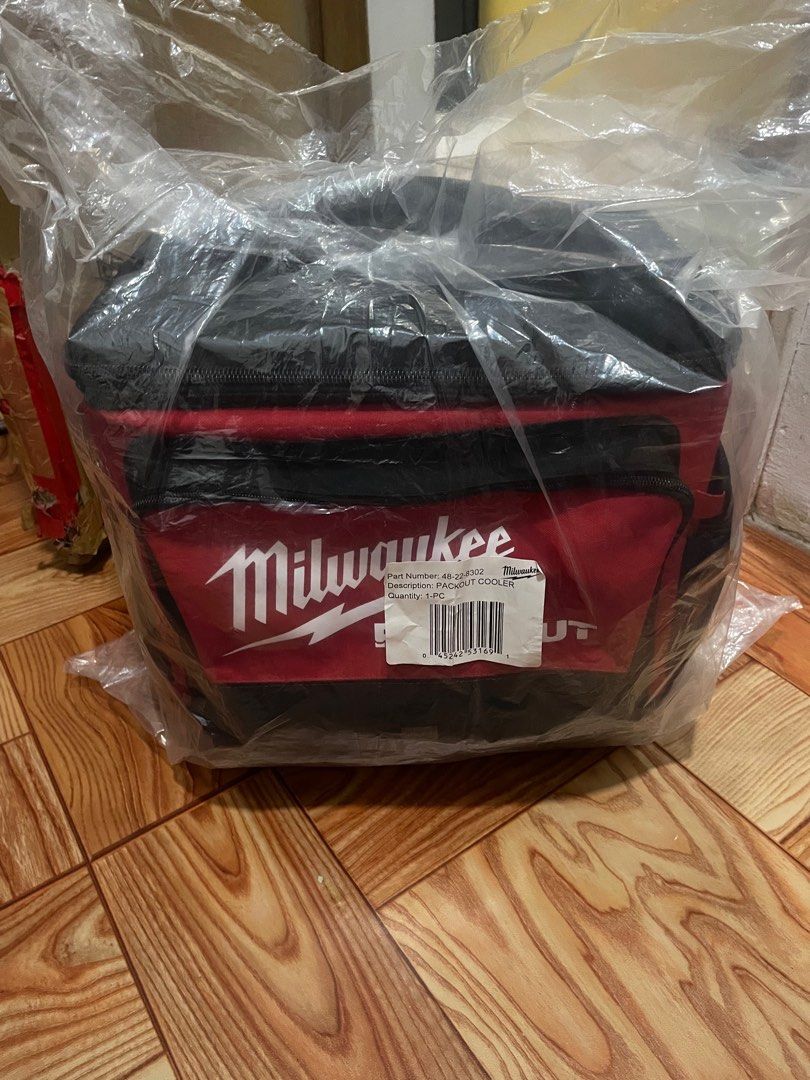 Milwaukee Packout Jobsite Cooler Bag, Hobbies & Toys, Travel, Luggages ...