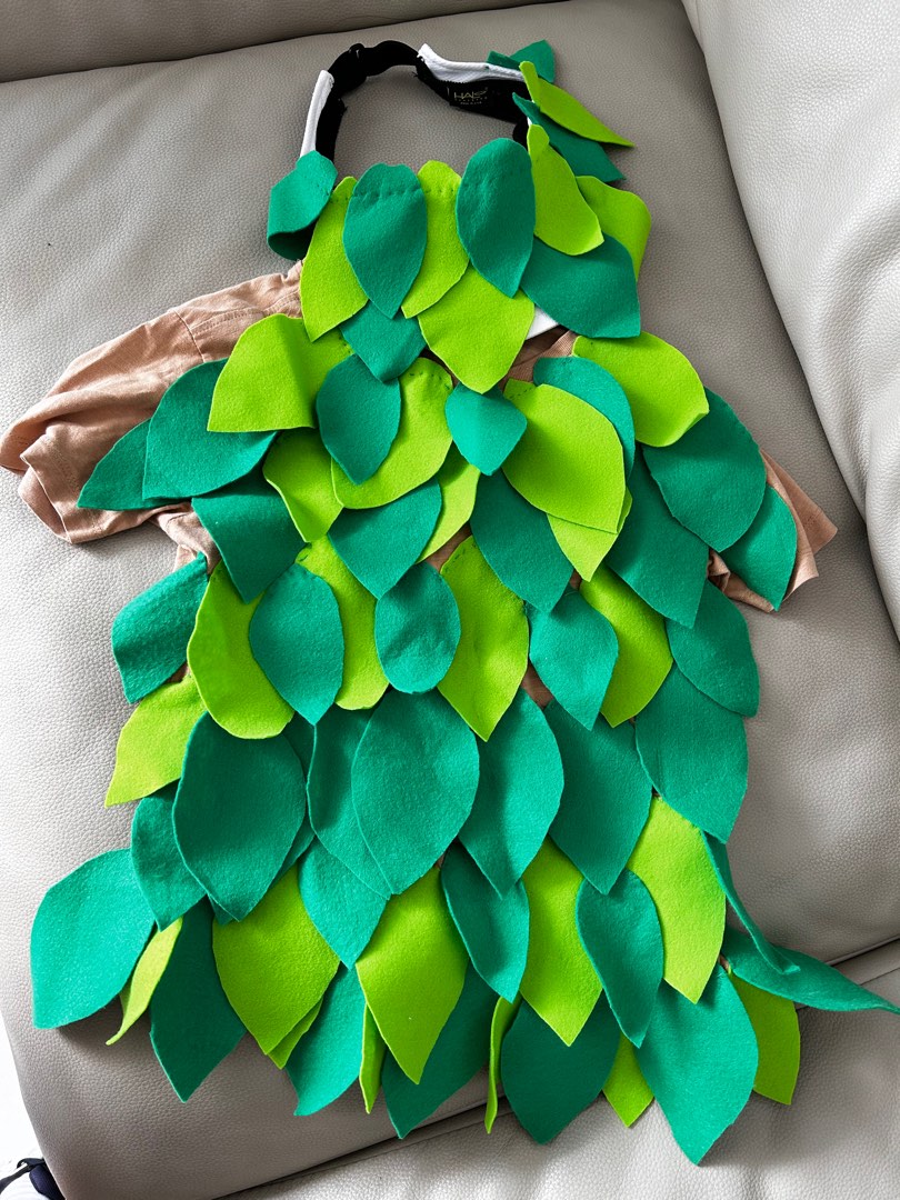 Tree costume, Babies & Kids, Babies & Kids Fashion on Carousell